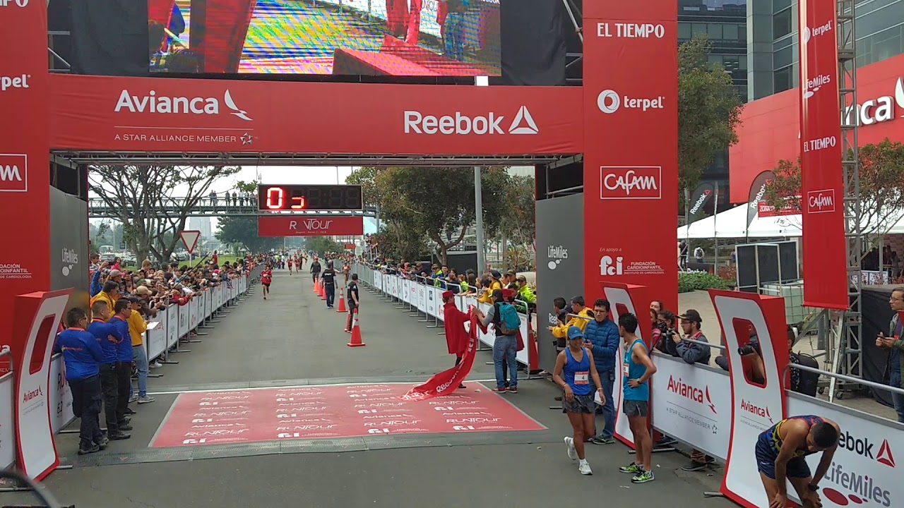 Llegada damas Run Tour Avianca - Running Colombia